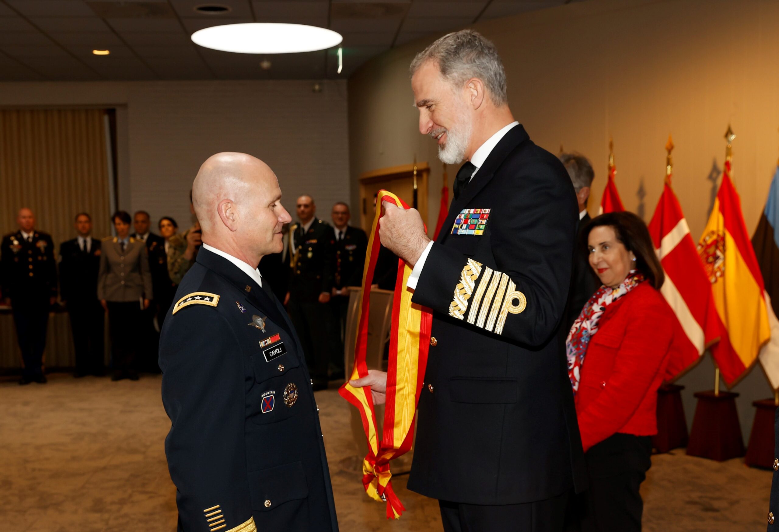 VISITA OFICIAL DEL REY FELIPE VI AL CUARTEL GENERAL SUPREMO DE LAS ...