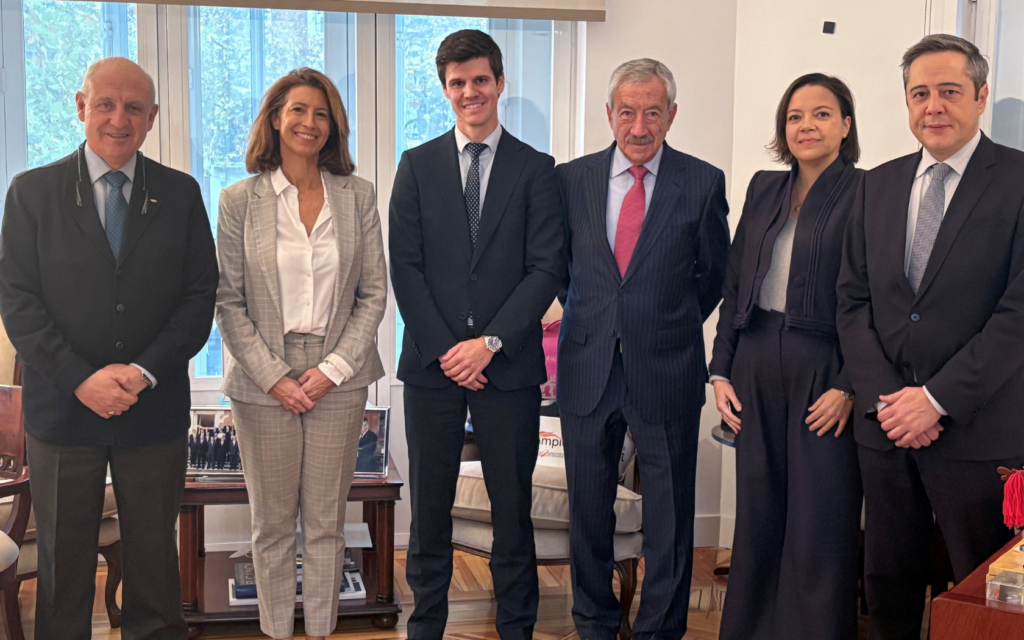 Desayuno AESMIDE con GDELS - Aesmide